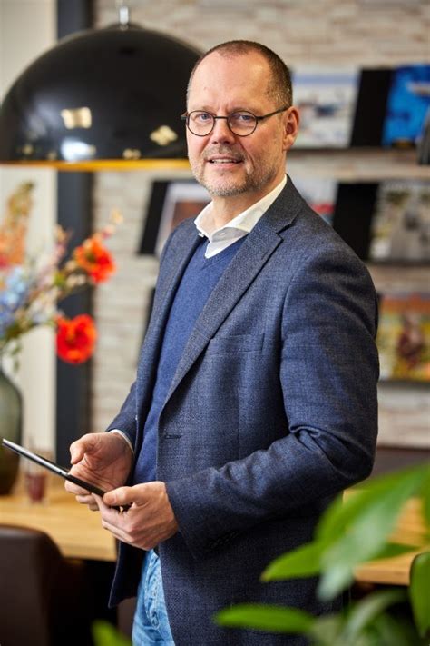 Robert R M Van T Oever Beëdigd Register Makelaar Taxateur O Z Oosterhave Makelaars En