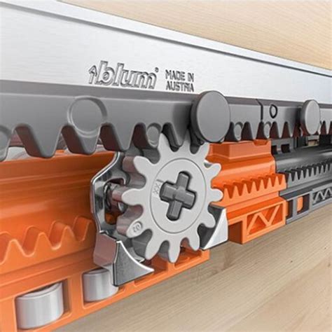 Blum 766H Movento Tip On 60 70kg Push To Open Max Drawer Sides 16mm Push To Open