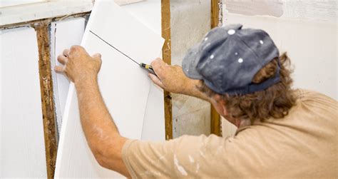 Как установить гипсокартон на потолок и стены