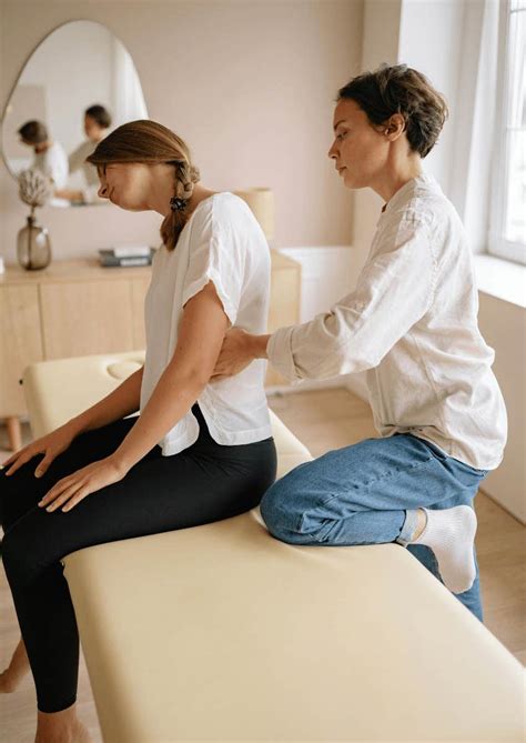 The Silent Strain How Anxiety Sneakily Manifests In The Body And Wreaks Havoc YourTango