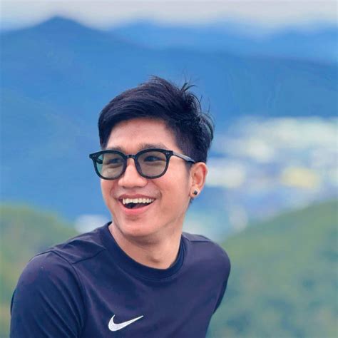 Dvb ပူတင်ကို ယုံသလား ဆိုတဲ့ မေးခွန်းအပေါ်မှာတော့ ထရမ့်ပ်က “ကျုပ်က ဘယ်သူ့မှကို မယုံသလောက်ပဲ