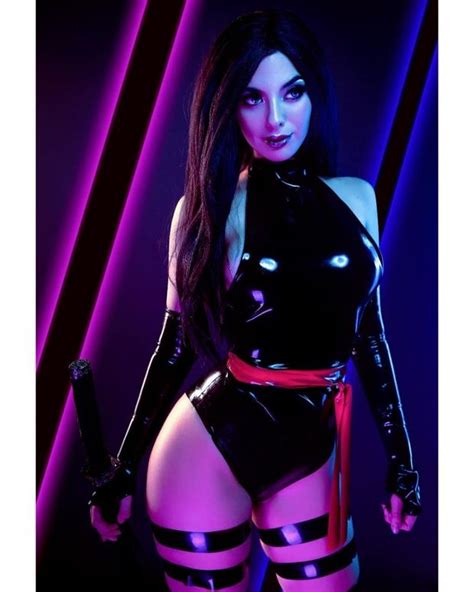 Sexy Psylocke Live Pic
