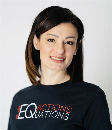 Manuela Grasso • Six Seconds