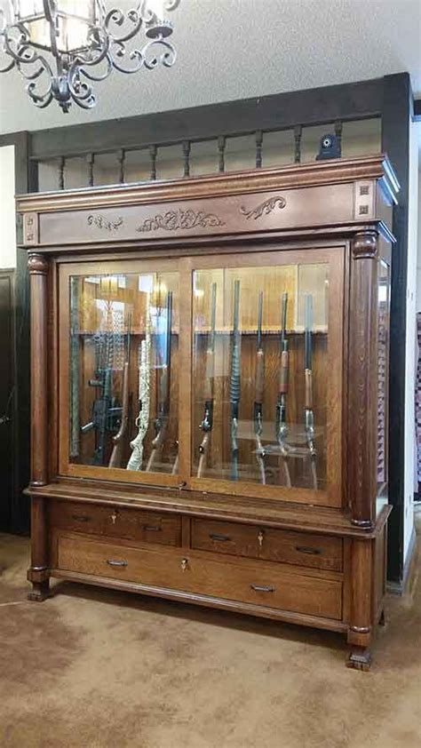 Amish Custom Antique Reproduction Gun Cabinet Amish Custom Gun Cabinets