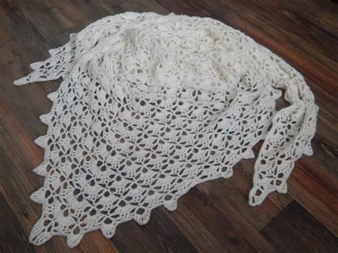 Шаль крючком 105 схем и фото идей вязания шали для начинающих