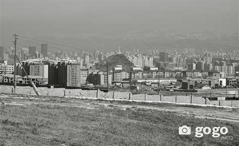 Фото Дархан цаазат Богдхан уулан дахь барилгажилт