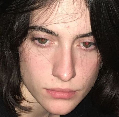 Pin Di Mclovin Su Art Inspiration Ritratto Femminile Acconciature