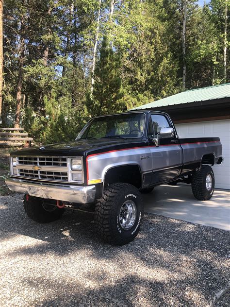 Lifted Chevy K20 Flatbed
