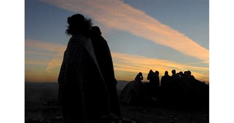 Стотици бежанци блокирани на сръбско българската граница вече седмица