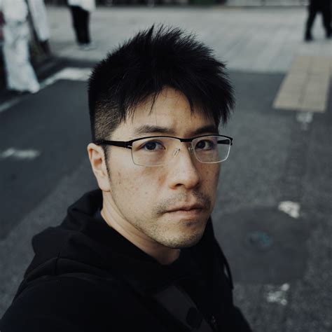 About Robert Simon Fong