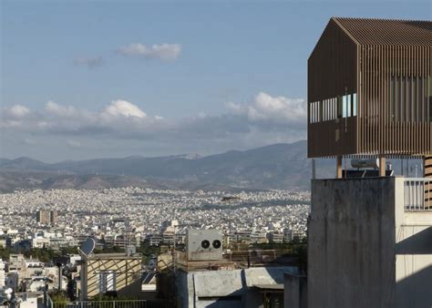 10 Parasitic Dwellings That Cling To Other Buildings