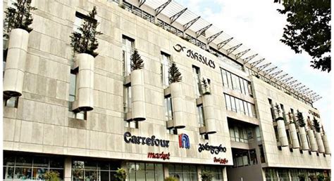 ამ წუთებში სავაჭრო ცენტრ ქარვასლაში გამნაღმველები მუშაობენ