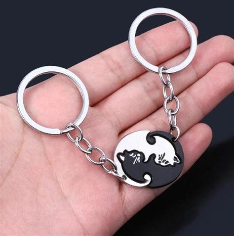 Брелки парні котики — ціна 175 грн у каталозі Подарунки Купити товари для дому та побуту за