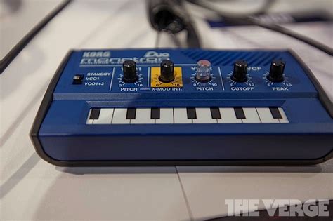 Korg Kaossilator 2 Mini Kaoss Pad 2 Monotron Hands On The Verge
