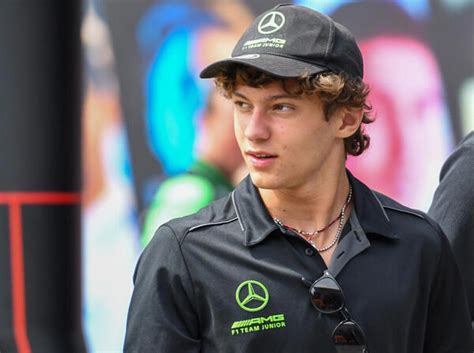 Einstieg Bei Topteam Mercedes Verweist Auf Den Fall Lewis Hamilton