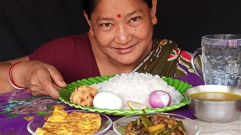 ভাত আলু মাখা ডাল আলু পিয়াজ কলি ভাজা ডিম ভাজা Youtube