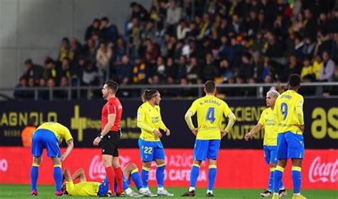 კადისი ლა ლიგის სეზონის შეჩერებას ითხოვს