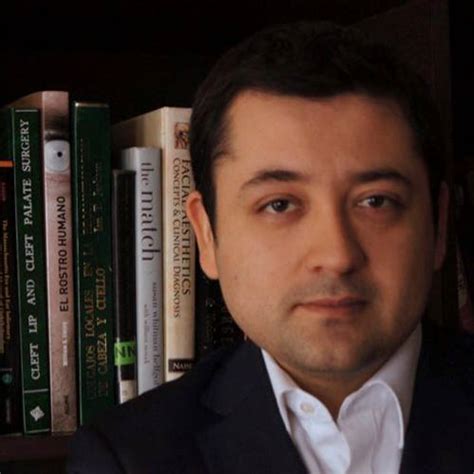 Dr Alejandro Ramirez