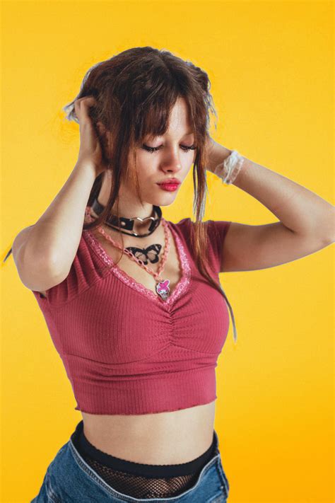 Dollykitty Jeunes Femmes 18 Ans