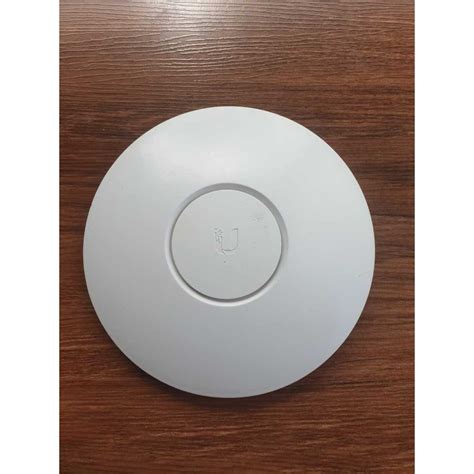 Jual Ubiquiti Unifi Ap Long Range Uap Lr Bekas Shopee Indonesia