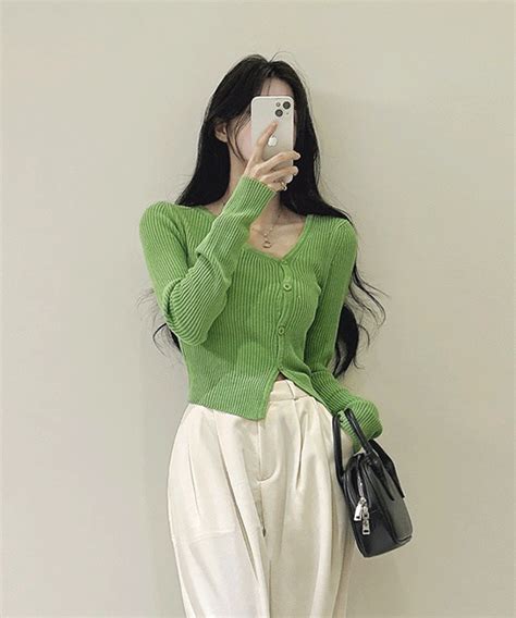 3c슬림핏 르망 옆버튼 트임 골지 니트 에이블리