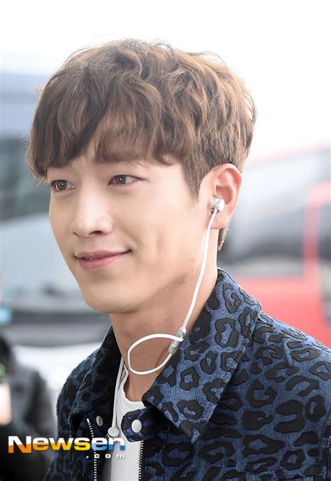 [포토엔]서강준 한파 녹이는 보조개 미소 네이트 연예