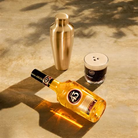 Cócteles Licor43