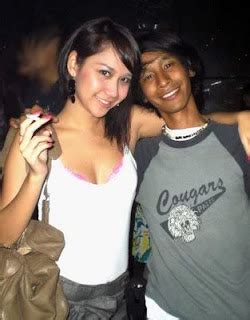 KHUSUS FOTO ARTIS Foto Sexy Bunga Citra Lestari KHUSUS FOTO ARTIS Foto Sexy Bunga Citra Lestari