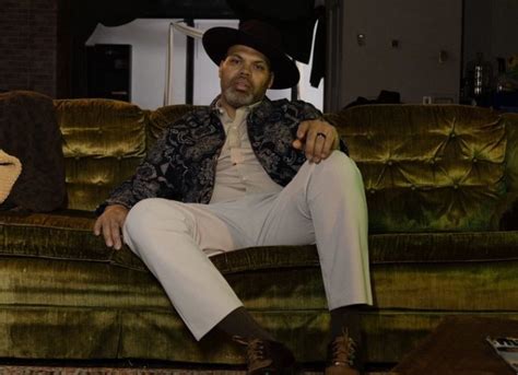 Multi Award Winning Singer Songwriter Producer Eric Roberson Releases