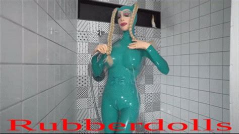 Lara Latex In The Shower Mobile Rubberdolls Clips Sale