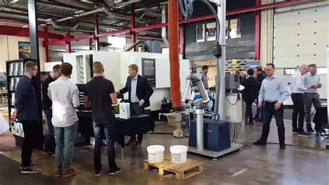 Cobot Lift On Linkedin Cobot Cobots Robots Collaborativerobots Universalrobots Automation