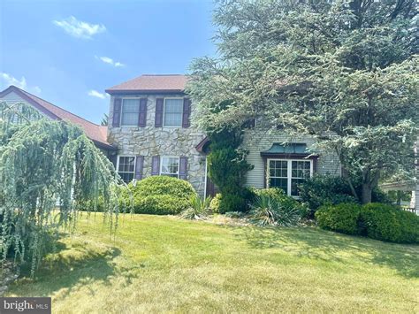 1334 Mallard Cir Warminster Pa 18974 Mls Pabu2073808 Trulia