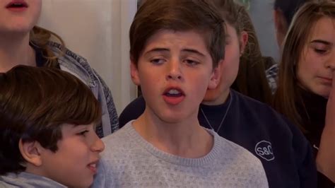 ქუთაისის მერი გიორგი ჭიღვარია ძველით ახალ წელს „sos ბავშვთა სოფელში“ შეხვდა Youtube