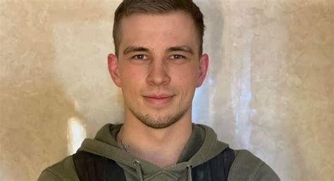 Stian Startet Eget Byggefirma Som 25 åring Det Var Egentlig Ikke Planen Framtidinordno