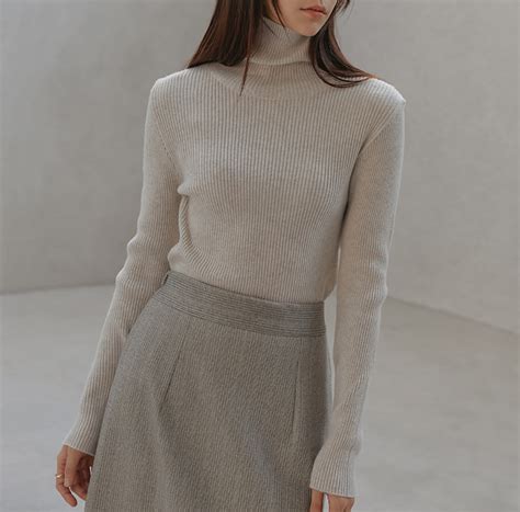 스페스 골지 터틀 넥 니트