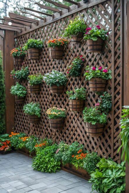 90 Stunning Lattice Panel Designs You Can Diy This Spring