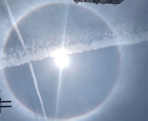 ฮือฮา พบ “พระอาทิตย์ทรงกลด” เหนือท้องฟ้าไทยช่วงพระราชพิธีบรมราชาภิเษก 3 วันติด