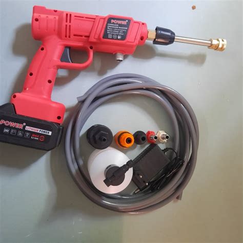 Máy rửa xe vệ sinh tưới hoa cầm tay dùng pin 24VÁp lực mạnh pin sạc