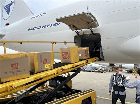 МИАТ компани төрөл бүрийн аюултай ачаа тээвэрлэх боломжтой онгоц авчээ