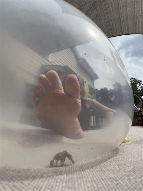 I Hope You Dont Feel Claustrophobic R Giantessfeet