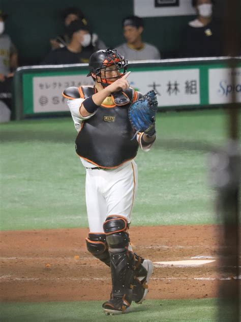Kazumi⚾🐿️ On Twitter 今日は知り合いのお姉さま達と外野寄りで普通に野球観戦してたからホームまで遠い＆障害物でピント甘い