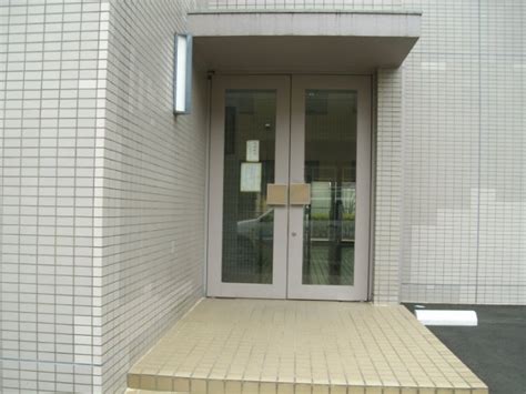 改造工事はつづく。。。。 広島自動ドア販売株式会社