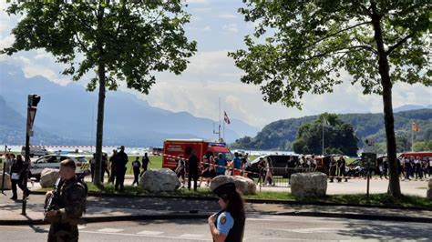 Attaque Au Couteau à Annecy