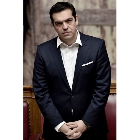 Гърция вдига данъци и възрастта за пенсия