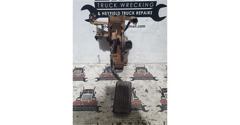HINO HINO ACCELERATOR PEDAL For Sale Refcode TA