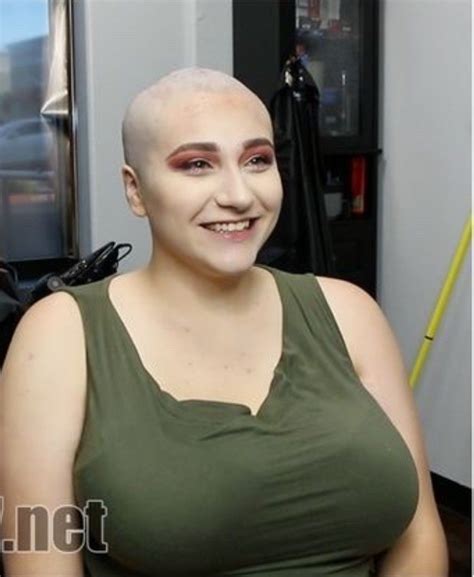 Pin By Don Amecho On Baldgurlz Bald Head Women Shaved Head Women