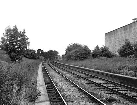 Disused Stations Dudding Hill Station