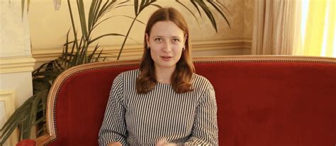 Limpression De Isabella Seniuta Prix Viviane Esders