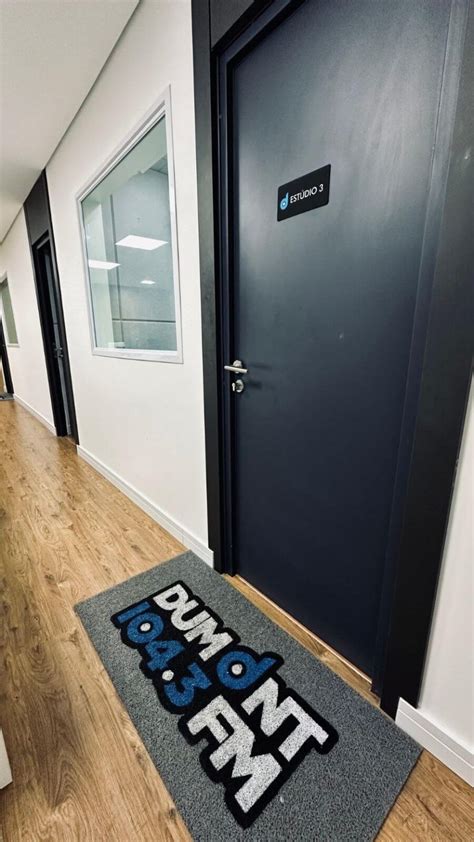 Tiozinho E Tioz O Conhe A Os Bastidores Do Programa Da R Dio Dumont Fm