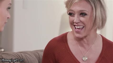 Gal Sees Step Milf Pawing 1 Out Stiff